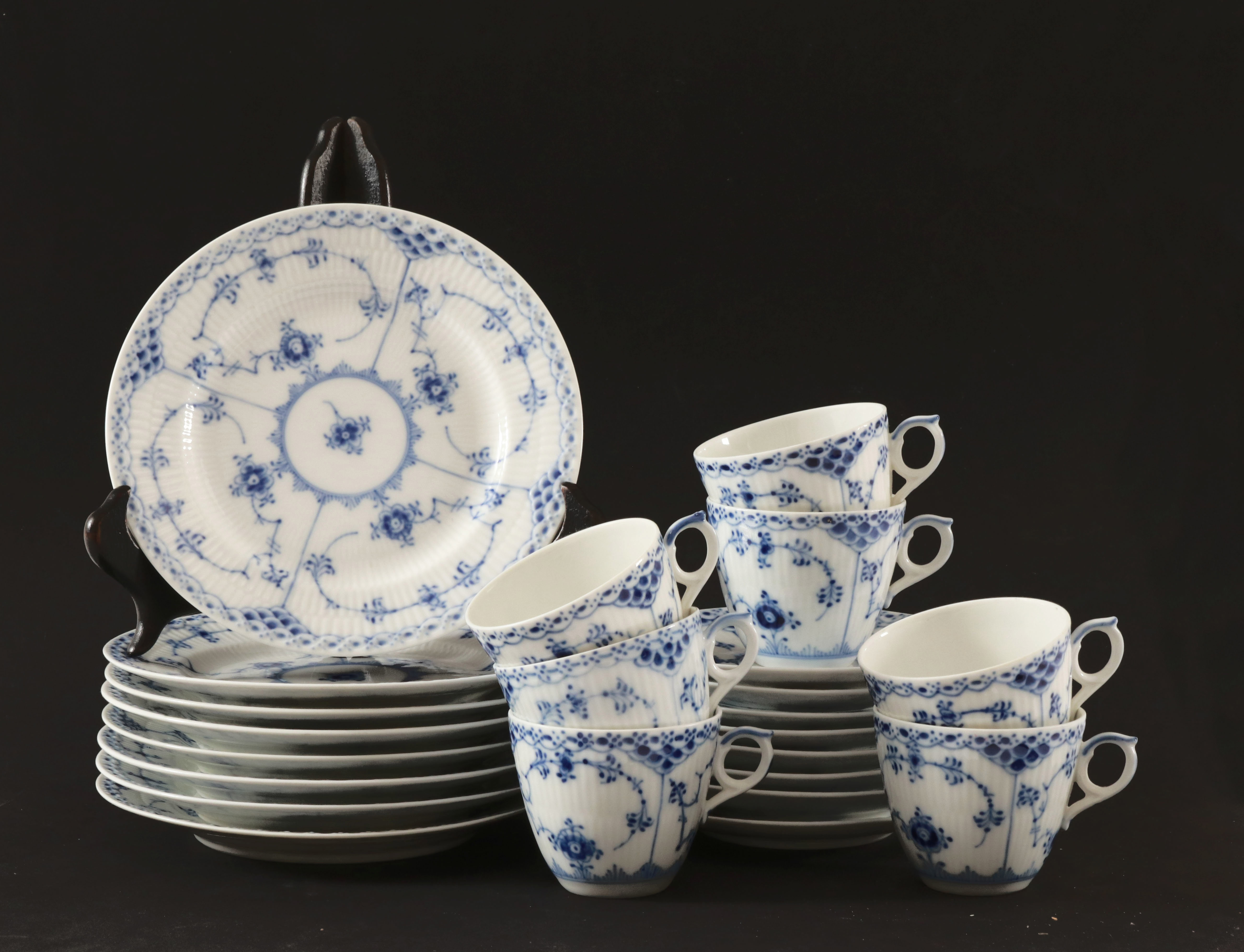 Kaffeservisdelar, "Musselmalet", Royal Copenhagen | Auktion